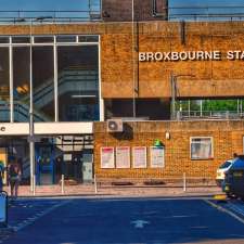 Broxbourne Railway Station (Stop A), Broxbourne EN10 7AW, UK
