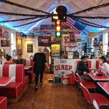 Max's Diner in Langhurst Wood Rd, Horsham RH12 4QD, UK