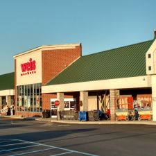 Weis Markets - 1424 Baltimore St, Hanover, PA 17331 - Hours, Directions ...