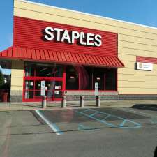 Staples in 102 Milford Landing Dr Suite 1, Milford, PA 18337, USA