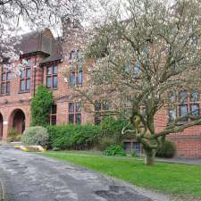 Oxted School - Bluehouse Ln, Oxted RH8 0AB, UK