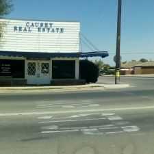 Lester E Causey Real Estate - 300 Harrison St, Taft, CA 93268