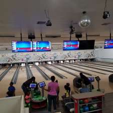 Gardena Bowling Center in 15707 Vermont Ave, Gardena, CA 90247, USA
