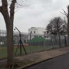 Willow Dene School, Swingate Ln, London SE18 2JD, UK