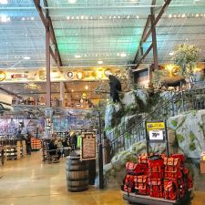 Bass Pro Shops, 1 Bass Pro Dr, Foxborough, MA 02035, USA