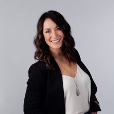 Dr. Melanie Beck, DDS - 17214 Midland Dr, Shawnee, KS 66217