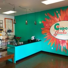 Cupcake Junkie - 12240 Coursey Blvd, Baton Rouge, LA 70816 - Hours ...