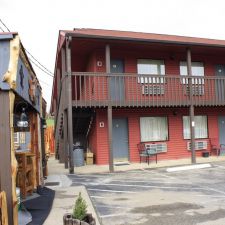 Eagle's Motel - 80 Tanglewood Dr, Taylorsville, KY 40071 - Hours ...
