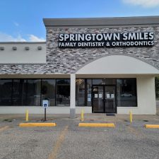 Springtown Smiles - 209 W Hwy 199 Suite 100, Springtown, TX 76082 ...