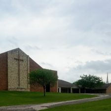 Hillcrest Baptist Church in 909 N Elm St, Kemp, TX 75143, USA