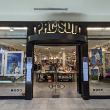 PacSun in 6801 Northlake Mall Dr, Charlotte, NC 28216, USA