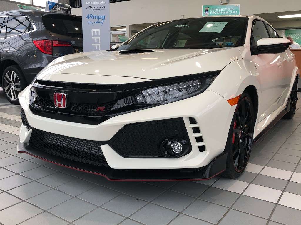 Piazza Honda of Philadelphia, 6935 Essington Ave, Philadelphia, PA 19153