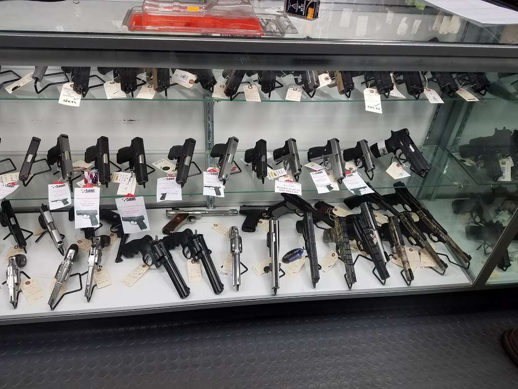 Davis Sport Shop - 120 NY-17, Sloatsburg, NY 10974 - Hours, Directions ...