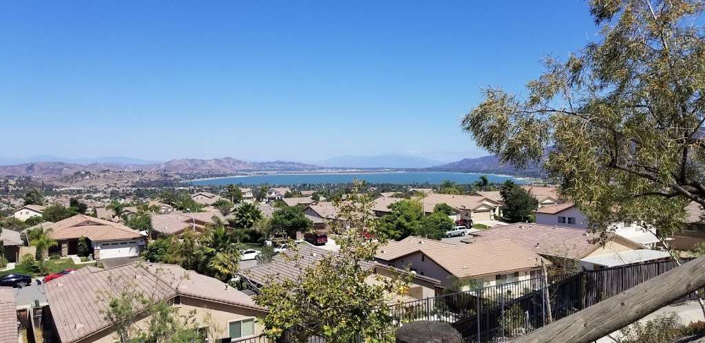 McVicker Stairs Hiking Trail - McVicker Canyon Park Rd, Lake Elsinore ...