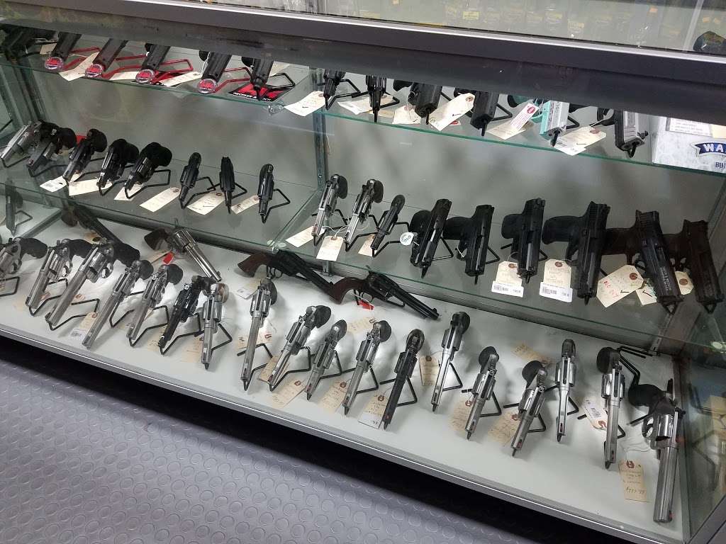 Davis Sport Shop - 120 NY-17, Sloatsburg, NY 10974 - Hours, Directions ...