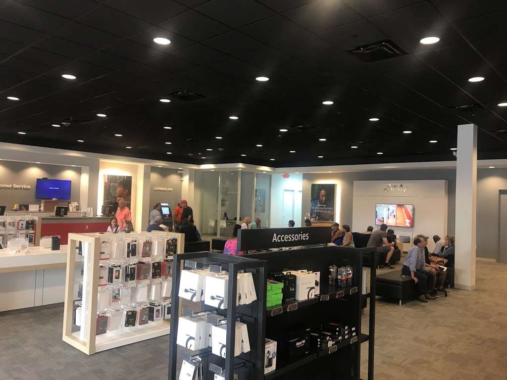 Xfinity Store by Comcast - 2815 FL-7 Suite 300, Wellington, FL 33414 ...