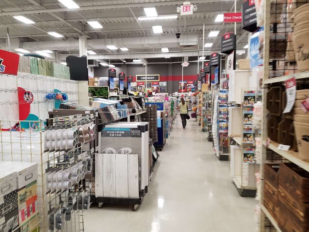 Michaels - 3080 Brandywine Pkwy, Wilmington, DE 19803 - Hours ...