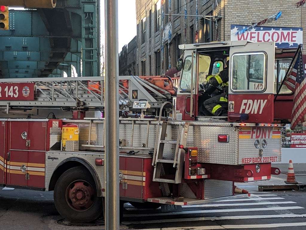 FDNY Engine 294 & Ladder 143 - 101-02 Jamaica Ave, Richmond Hill, NY ...