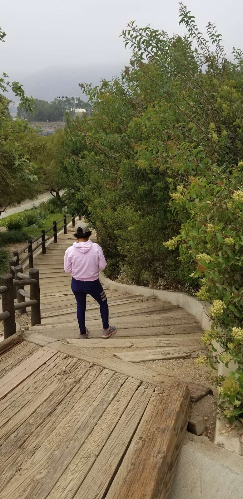 McVicker Stairs Hiking Trail - McVicker Canyon Park Rd, Lake Elsinore ...