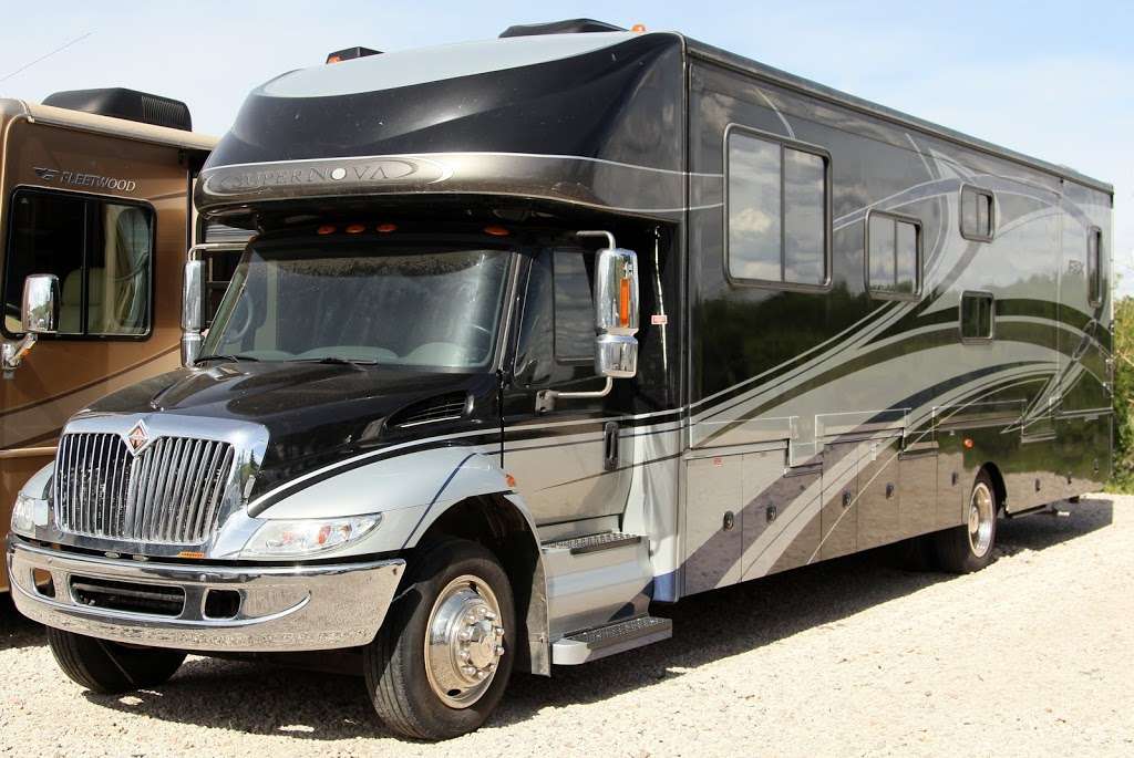 Titan RV & Trailer - 9774 N Moore Rd, Littleton, CO 80125, USA ...