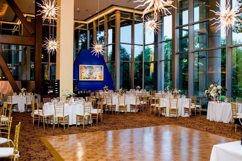 2941 Restaurant - 2941 Fairview Park Dr, Falls Church, VA 22042 - Hours ...
