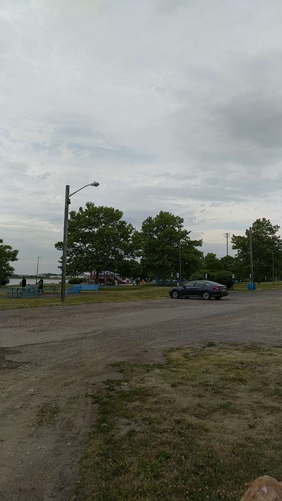 Laurel Hill Park WATERFRONT promenade - caucus, NJ 07094 - Hours ...