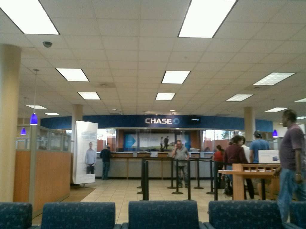 Chase Bank - 1901 SW 8th St, Miami, FL 33135 - Hours, Directions, Reviews