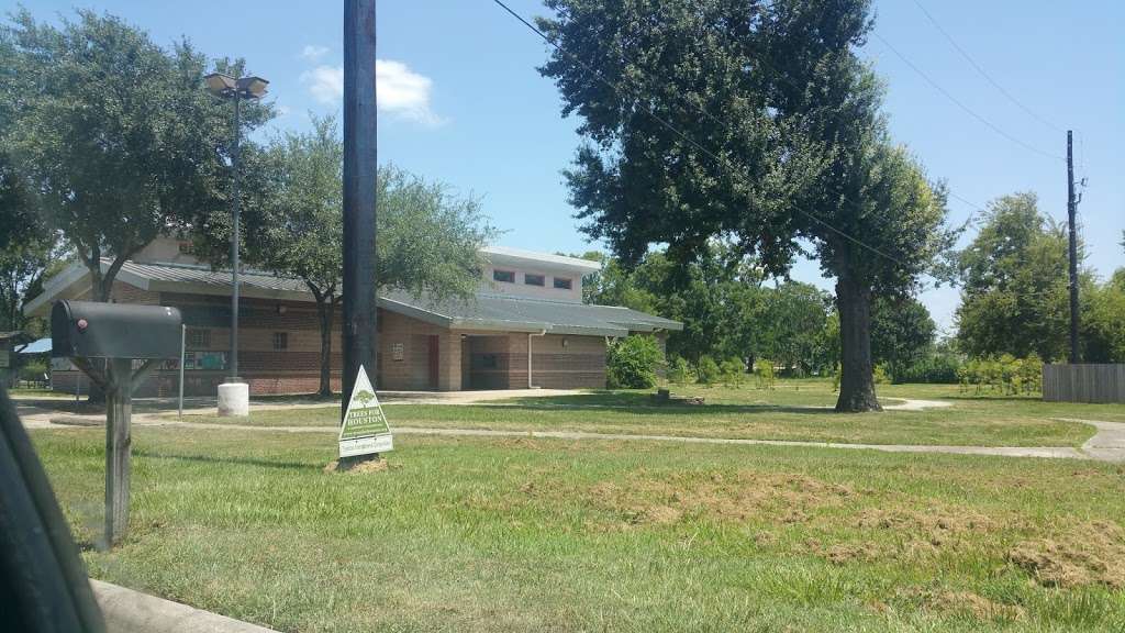 Carverdale Community Center - 9920 Porto Rico Rd, Houston, TX 77041 ...