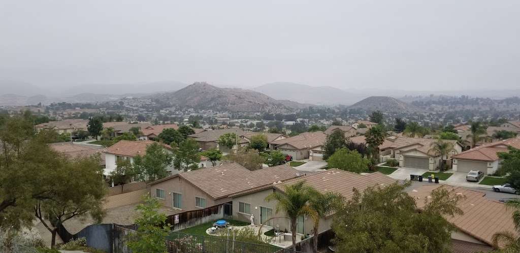McVicker Stairs Hiking Trail - McVicker Canyon Park Rd, Lake Elsinore ...