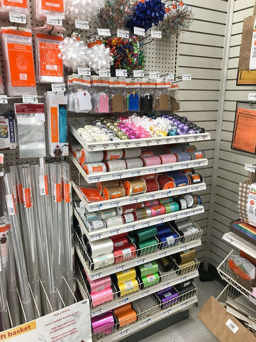 Michaels - 3080 Brandywine Pkwy, Wilmington, DE 19803 - Hours ...