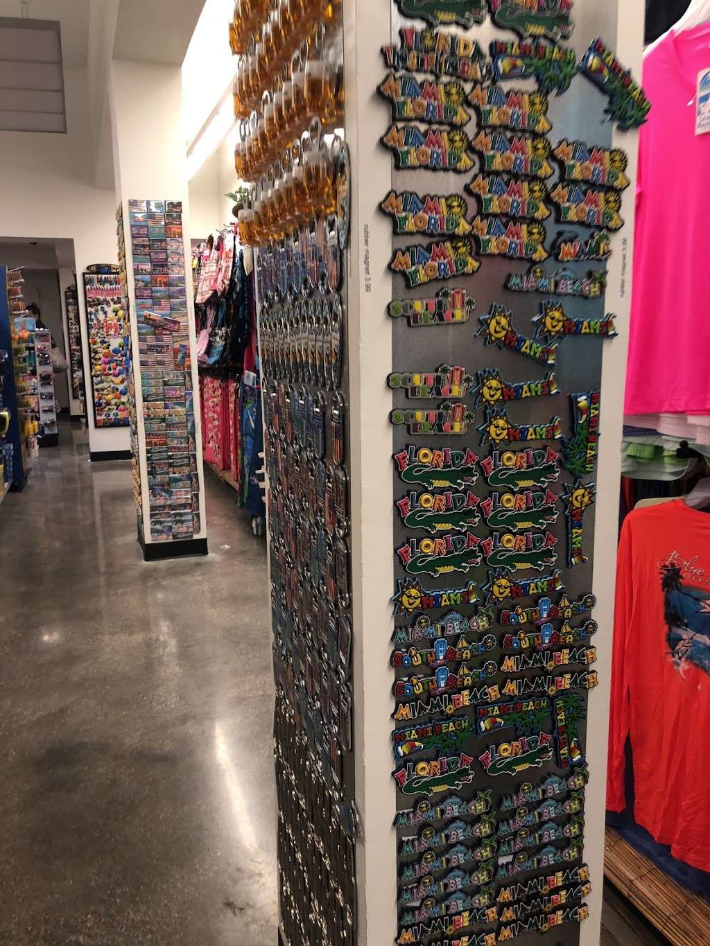 CVS, 728 Ocean Dr, Miami Beach, FL 33139