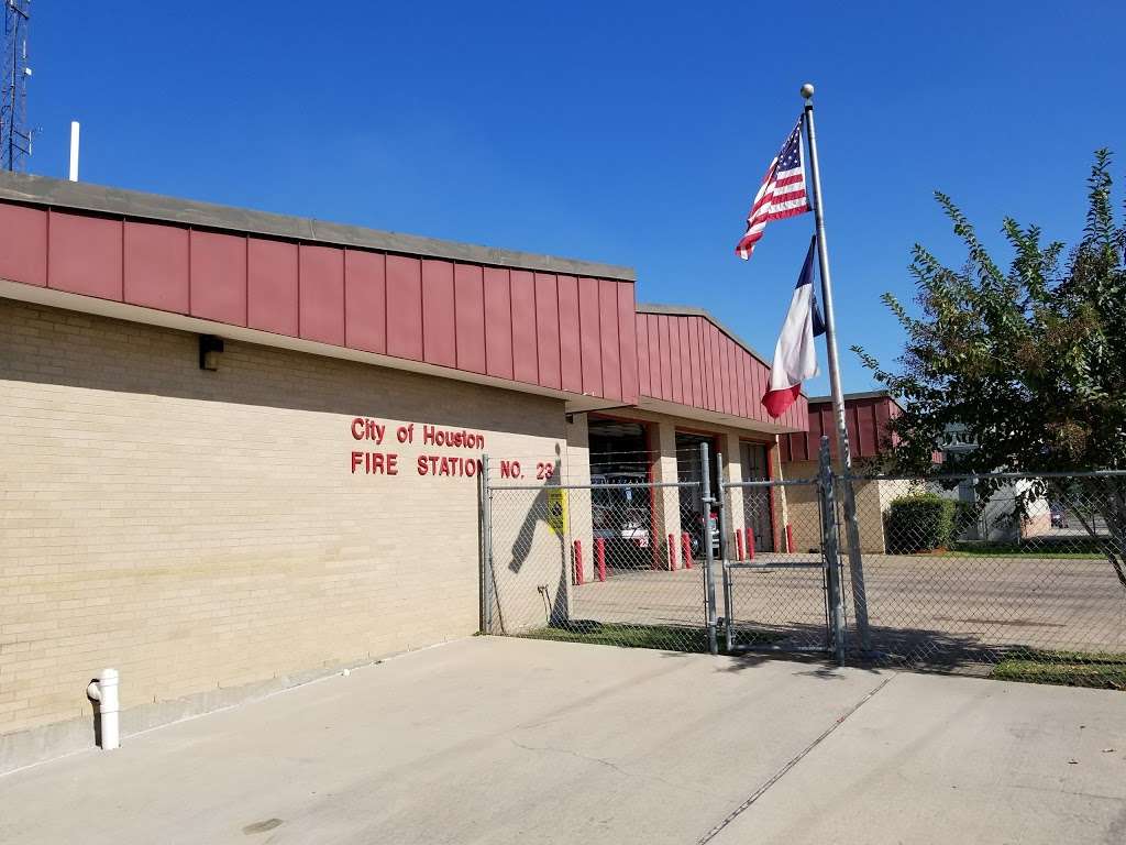 Houston Fire Station 23 - 8005 Lawndale St, Houston, TX 77012, USA ...