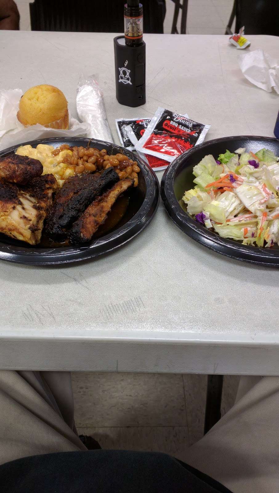 Walmart Distribution Center - 13550 Valley Blvd, Fontana, CA 92335 ...