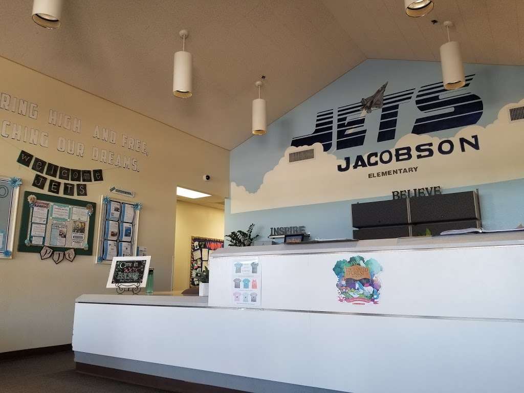 Jacobson Elementary School - 1515 NW Jacaranda Pkwy, Chandler, AZ 85248