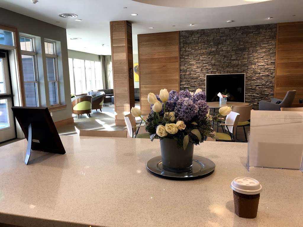 Care Dimensions Hospice House in 125 Winter St, Lincoln, MA 01773, USA