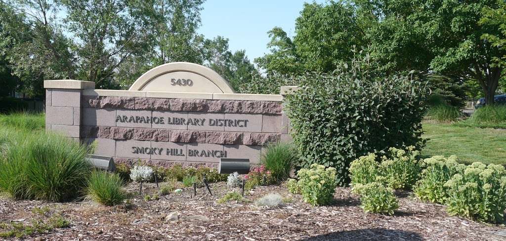 Smoky Hill Library (Arapahoe Libraries) in 5430 S Biscay Cir ...