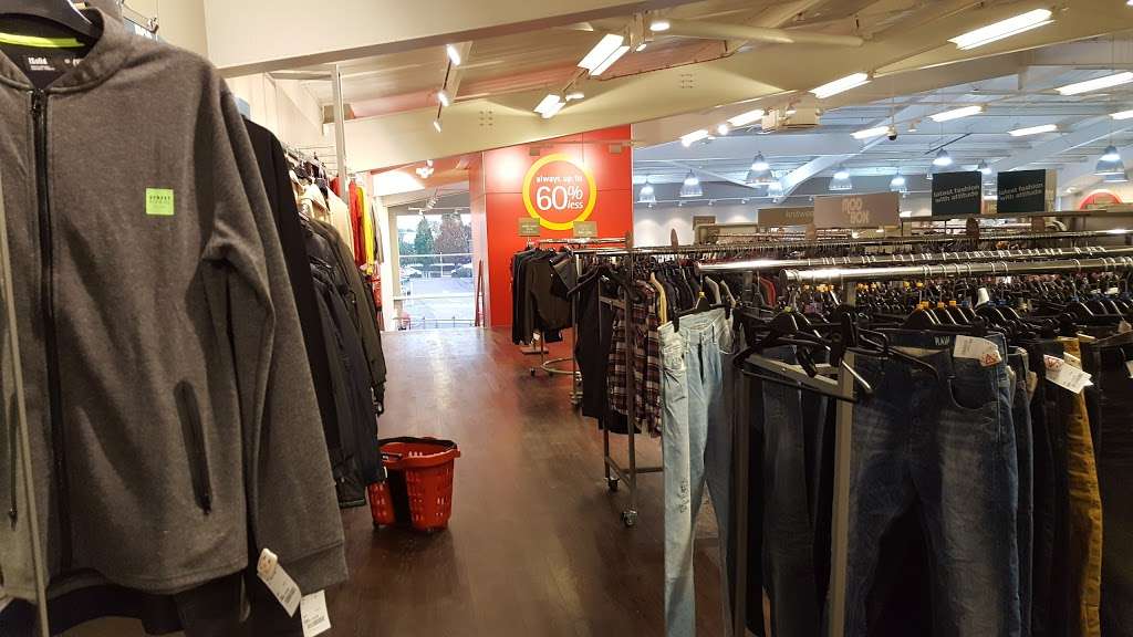 TK Maxx D1 Pipps Hill Retail Park Miles Gray Rd Basildon SS14 3AF