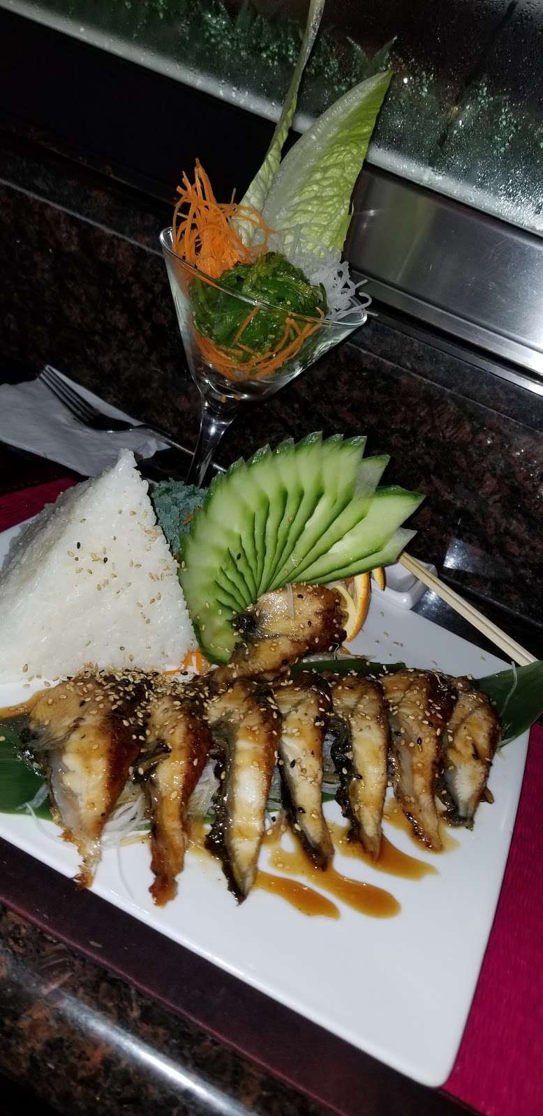 Tub Tim Thai & Sushi Restaurant - 2815 FL-7 #100, Wellington, FL 33414 ...