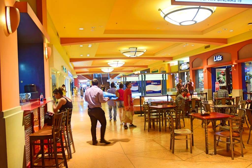 PUMA in 11401 NW 12th St #286, Miami, FL 33172, USA