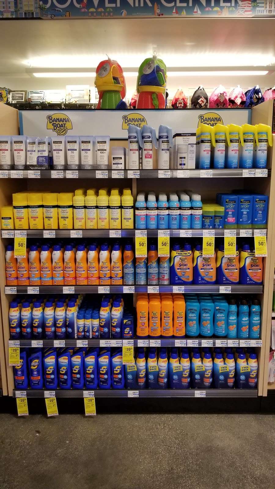 CVS, 728 Ocean Dr, Miami Beach, FL 33139