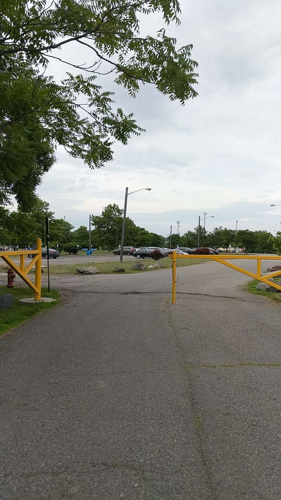 Laurel Hill Park WATERFRONT promenade - caucus, NJ 07094 - Hours ...