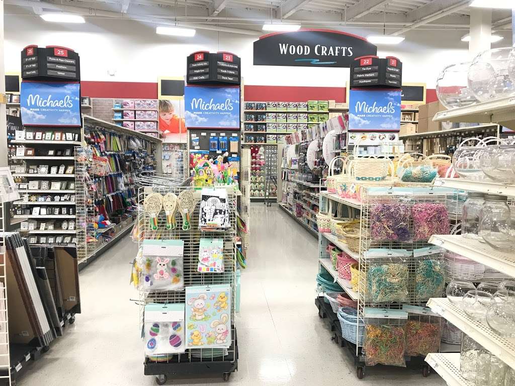 Michaels - 3080 Brandywine Pkwy, Wilmington, DE 19803 - Hours ...