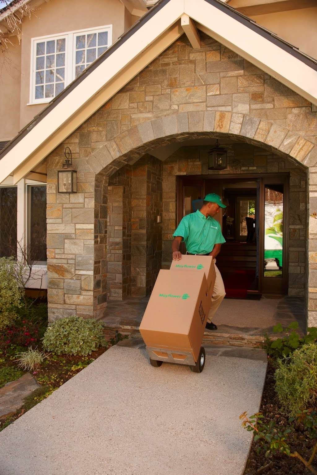 Shamrock Moving and Storage - 90 New Salem St, Wakefield, MA 01880 ...