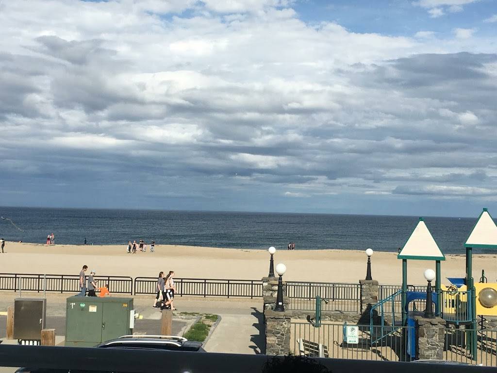 Sea Ketch Restaurant - 127 Ocean Blvd, Hampton Beach, NH 03842 - Hours ...