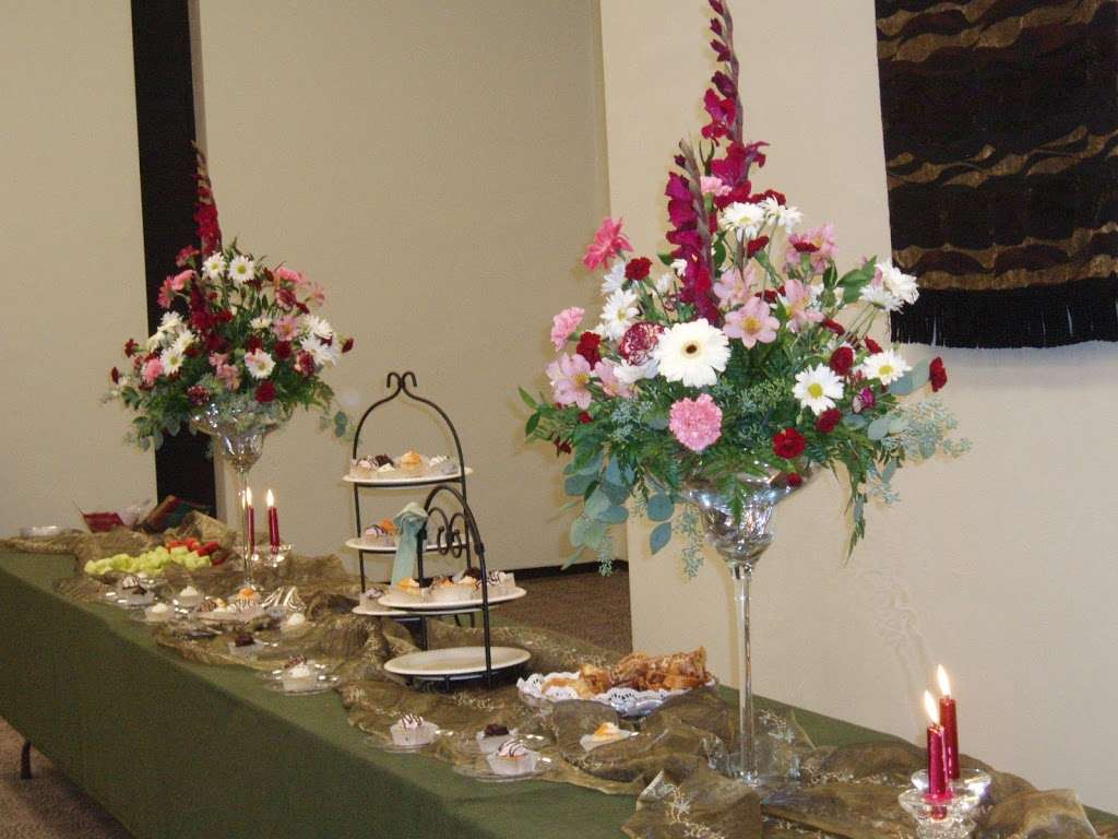Savior Pastoral Center - 12601 Parallel Pkwy, Kansas City, KS 66109 ...