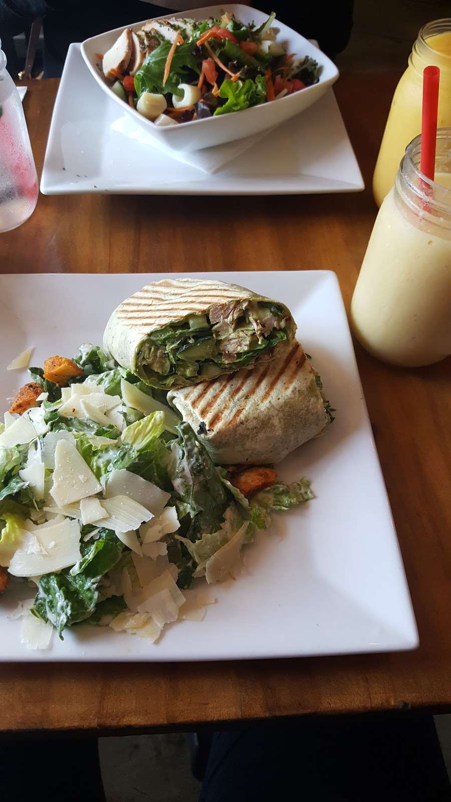 Vees Cafe - 5418 W Adams Blvd, Los Angeles, CA 90016