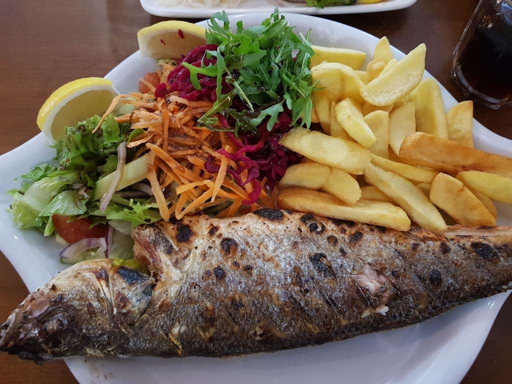 Kervan Kitchen Restaurant - 160-162 Balgores Ln, Romford RM2 6BS, UK ...