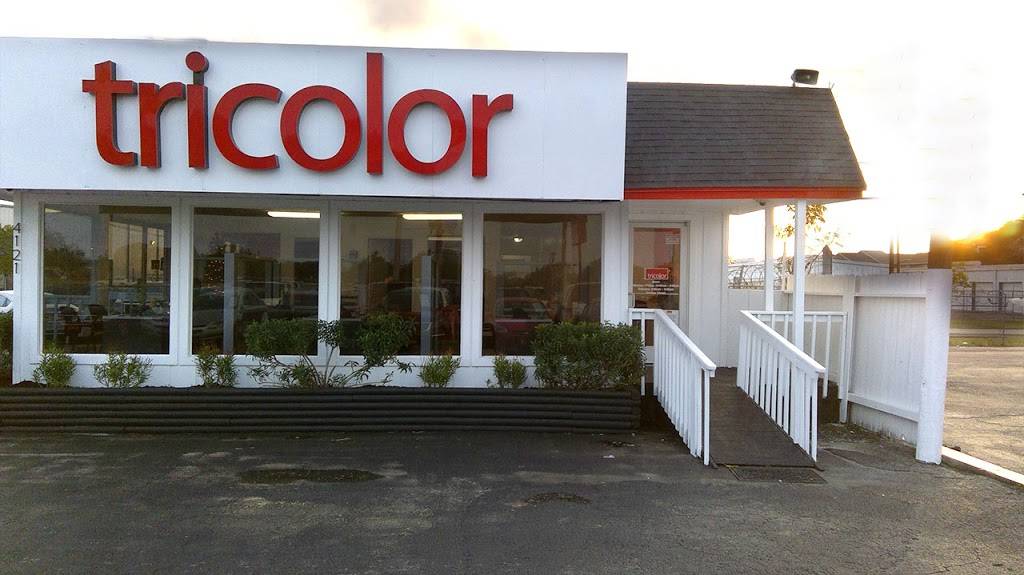 Tricolor Auto in 4121 S Padre Island Dr, Corpus Christi, TX 78411, USA