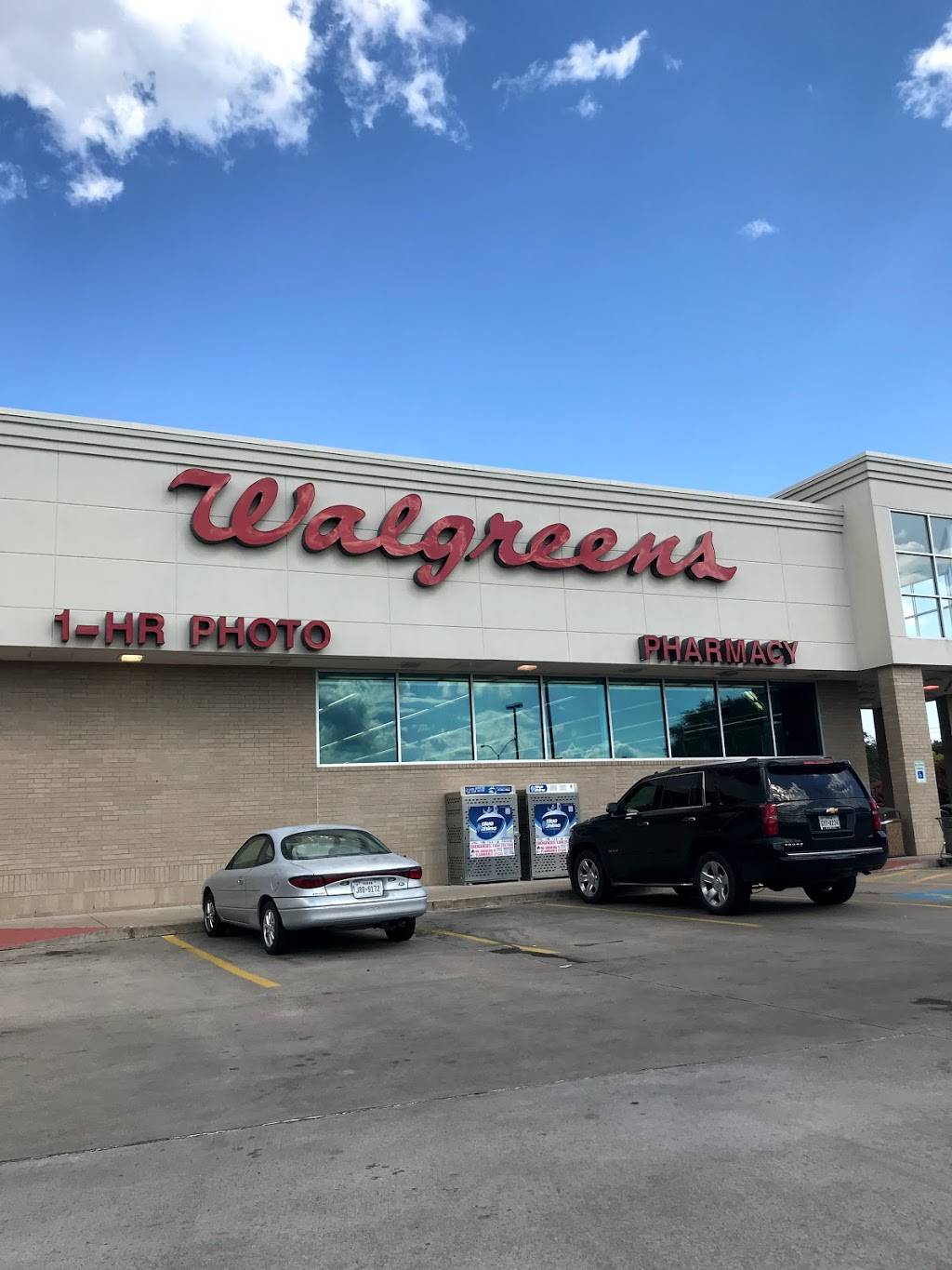 Walgreens in 4350 Oak Park Ln, Fort Worth, TX 76109, USA