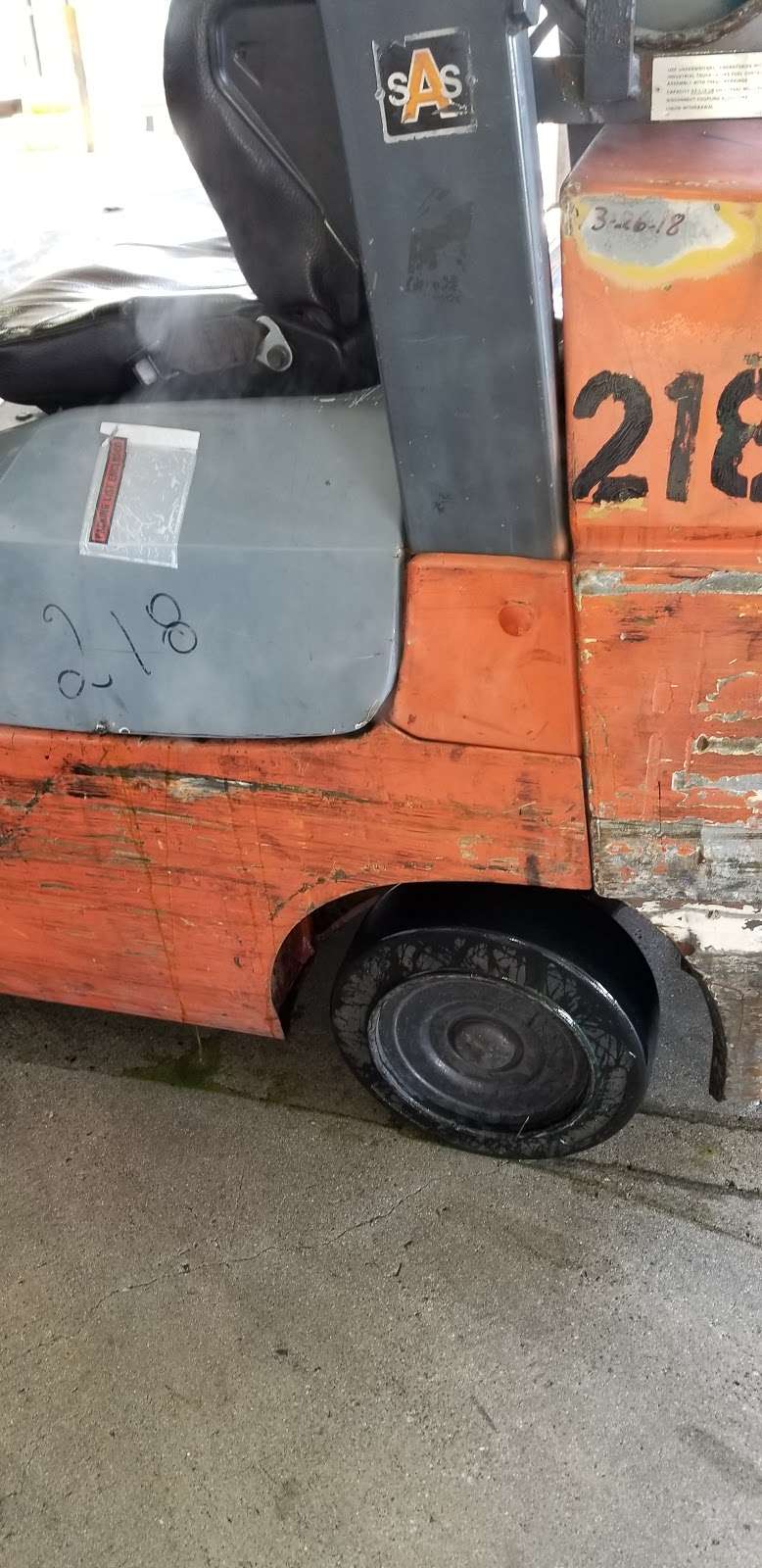 California Cartage Express - 2401 E Pacific Coast Hwy, Wilmington, CA ...